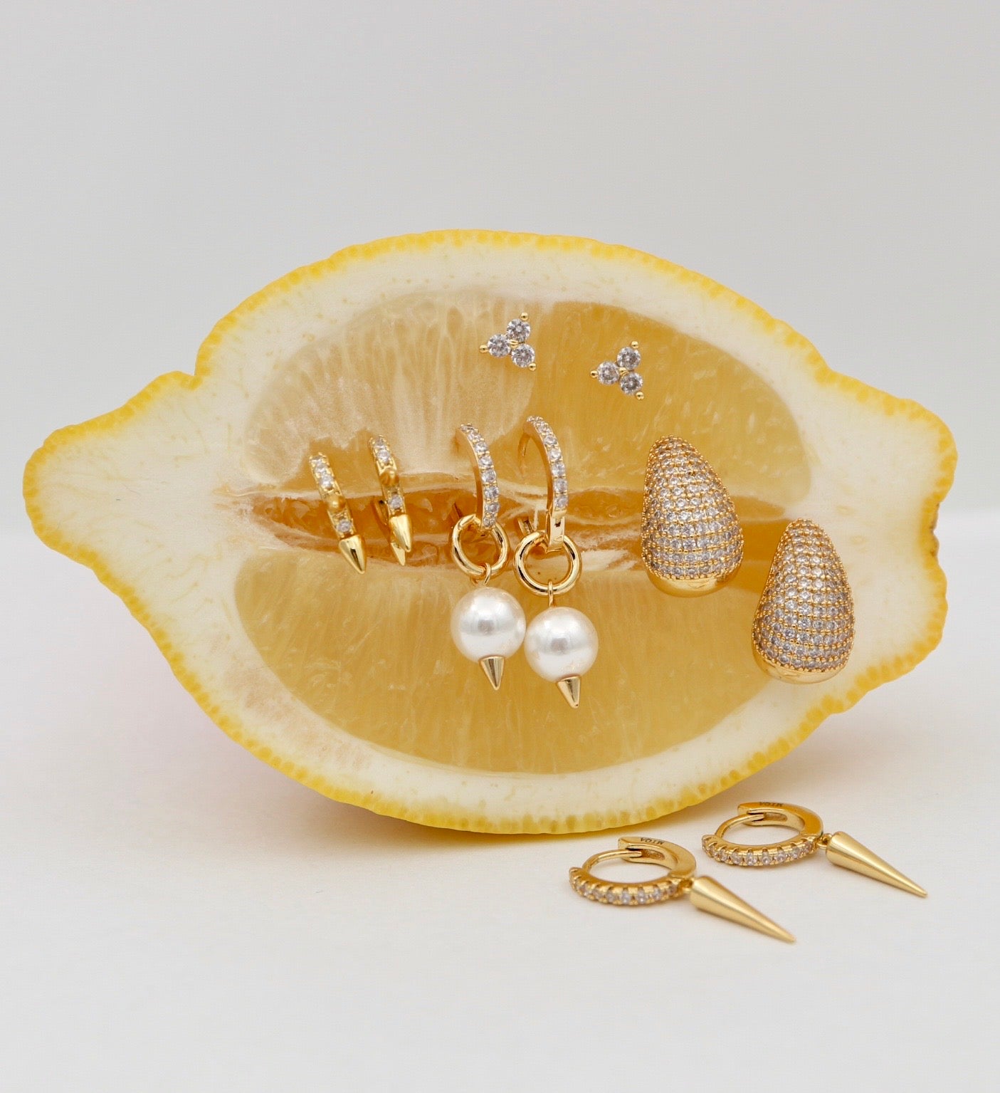 Örhängen – Miqa Jewelry